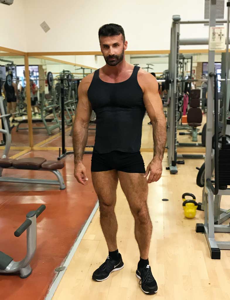 Foto gallery - Gigolo Roy - Accompagnatore per donne Foto gallery - Gigolo Roy - Accompagnatore per donne